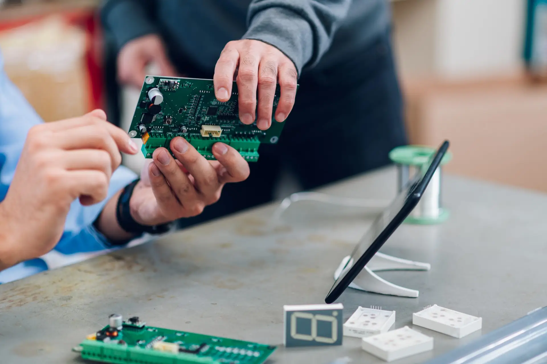 About - Rapid Electronic Solutions